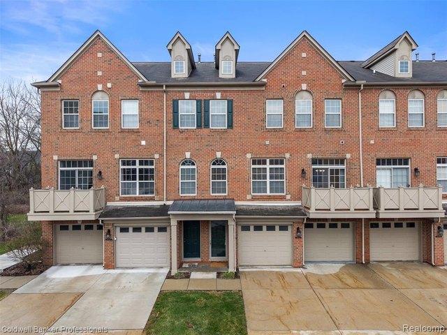 39854 Rockcrest Cir, Northville Township, MI 48168