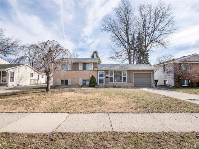 39856 Parklawn Drive