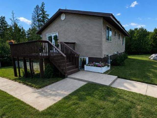 39859 County Road 63, Cohasset, MN 55721
