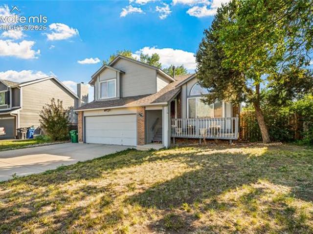 3985 Dolphin Circle