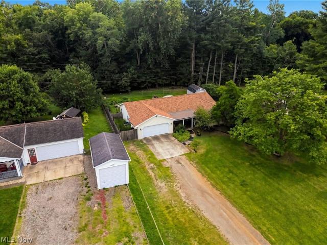 3985 Valley View Road