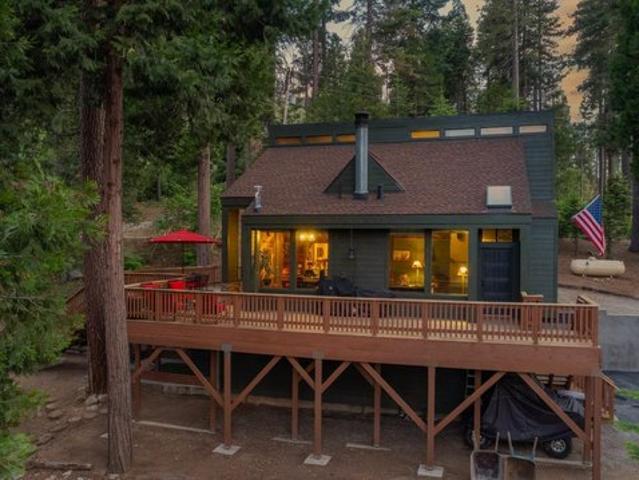 39873 Little Shuteye Ln, Shaver Lake, CA 93664