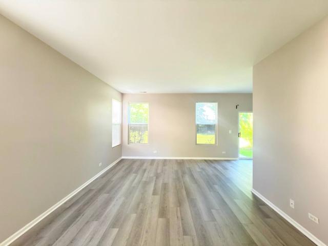 3989 blackstone drive # 3989