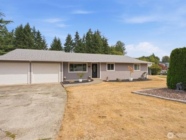 3989 Coronet Pl SE, Port Orchard, WA 98366