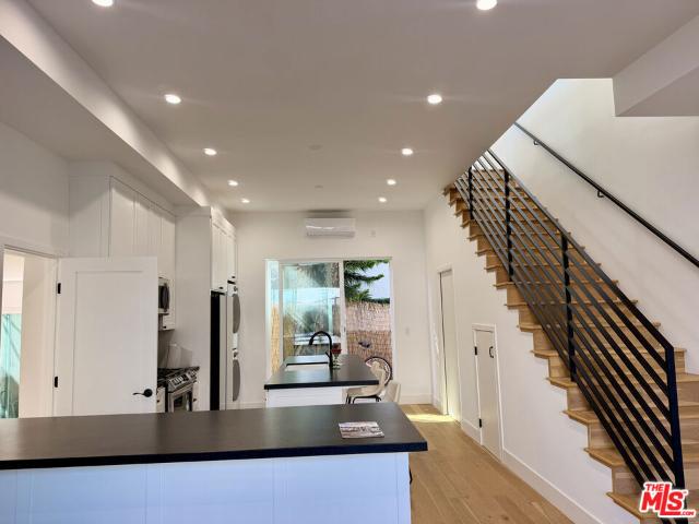 3989 1/2 Beethoven Street