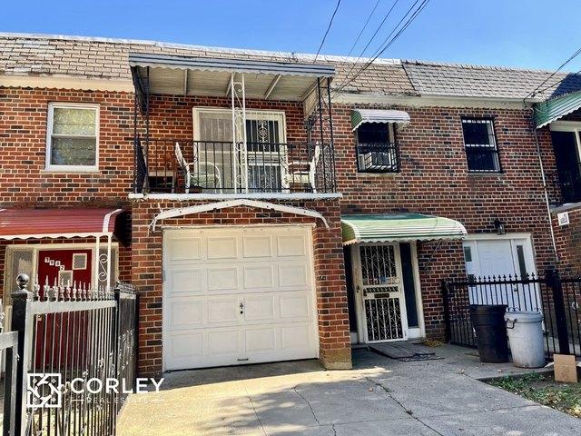 3980 Carpenter Ave, Bronx, NY 10466