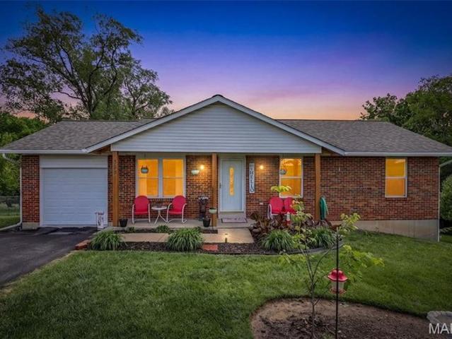 3981 Plass Rd, Festus, MO 63028