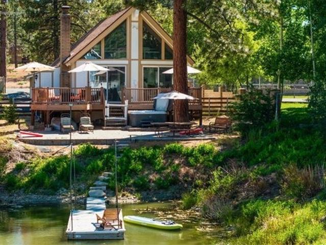 39820 Lakeview Dr, Big Bear Lake, CA 92315