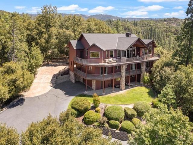 39828 Granite Ridge Ln, Bass Lake, CA 93604