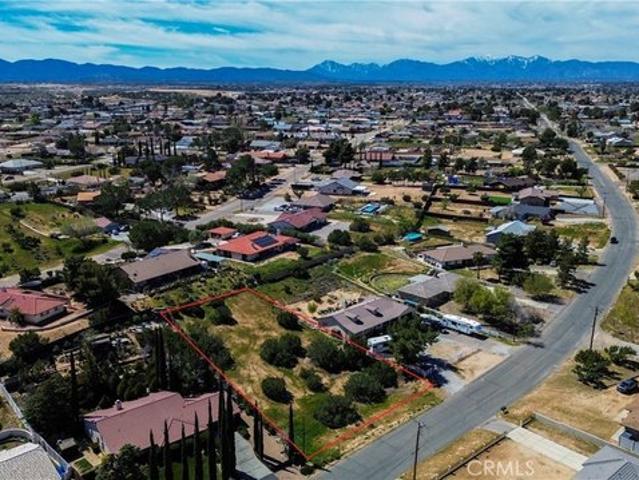 39833 Fairburn, Hesperia, CA 92345