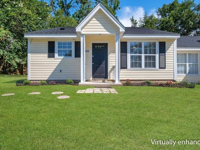 3983 Breezee Ct, Tallahassee, FL 32303