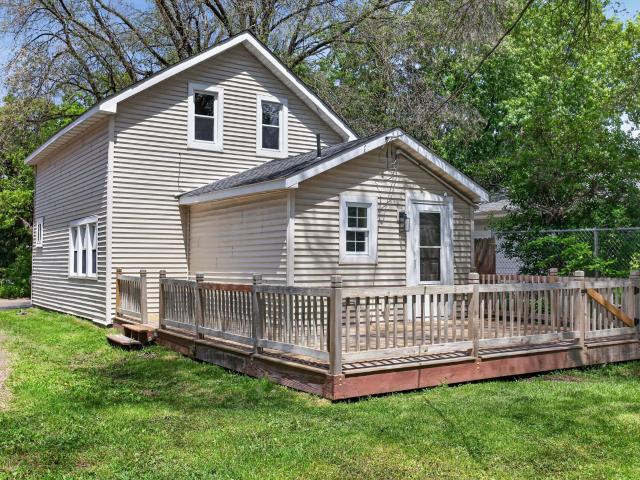 398 Banfil Street