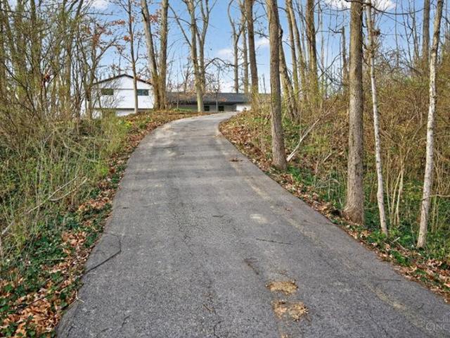 398 Brookhaven Ave, Woodlawn, OH 45215