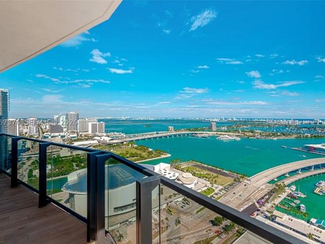 398 NE 5th St Apt 3711, Miami, FL 33132