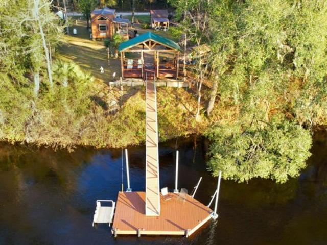 398 NE Suwannee Trl, Mayo, FL 32066