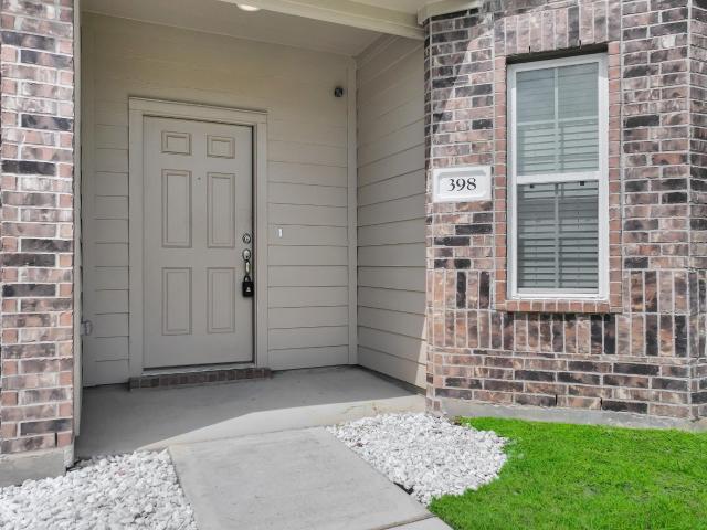 398 Shoreview Drive