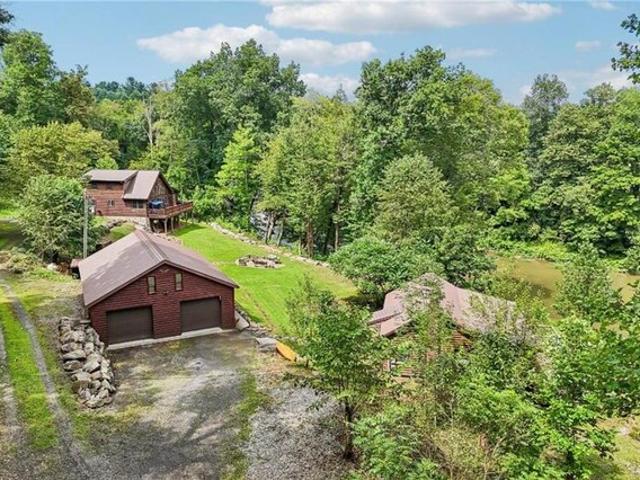 398 Rose Point Harlansburg Rd, New Castle, PA 16101