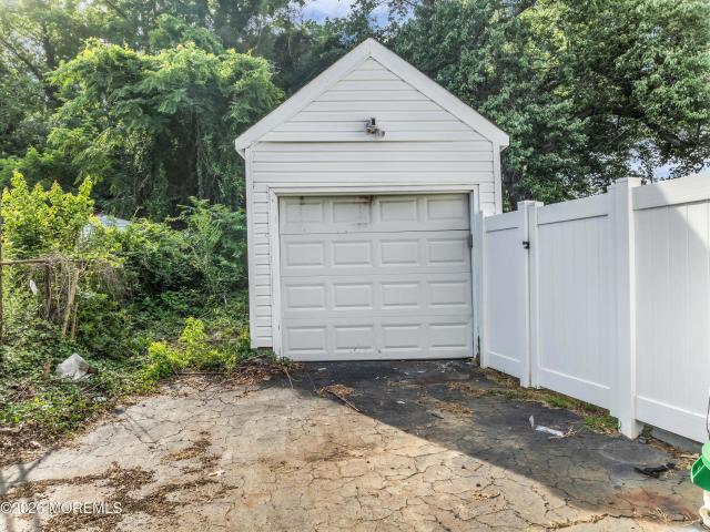398 Riverdale Drive