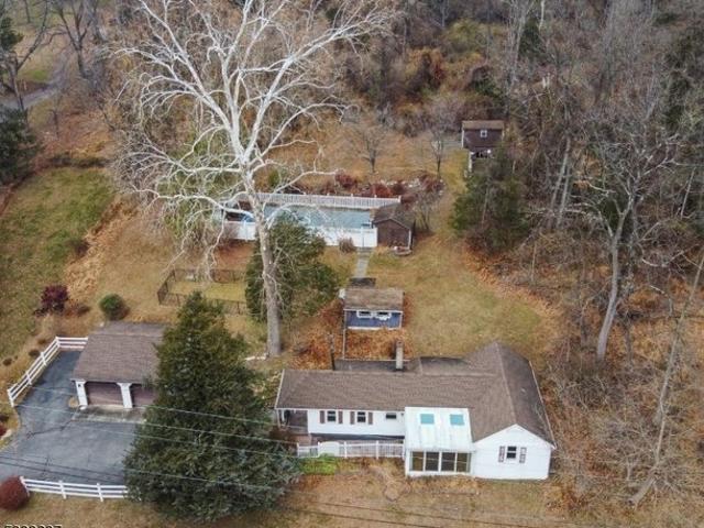 398 Riegelsville Rd, Holland Township, NJ 08848