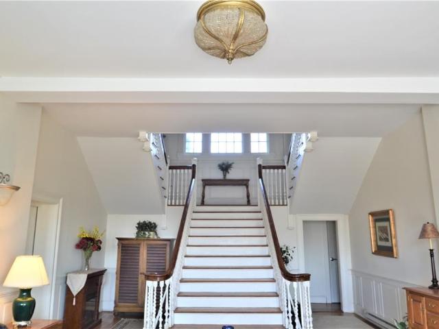 398 Wolcott Avenue 4