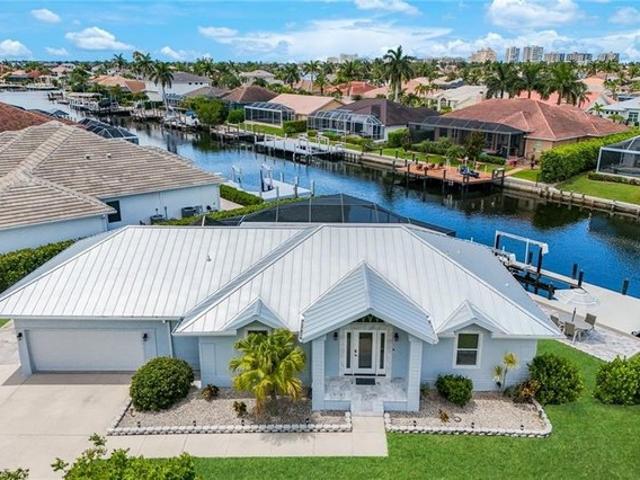 398 Wales Ct, Marco Island, FL 34145