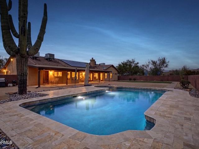 39949 N Central Ave, Phoenix, AZ 85086