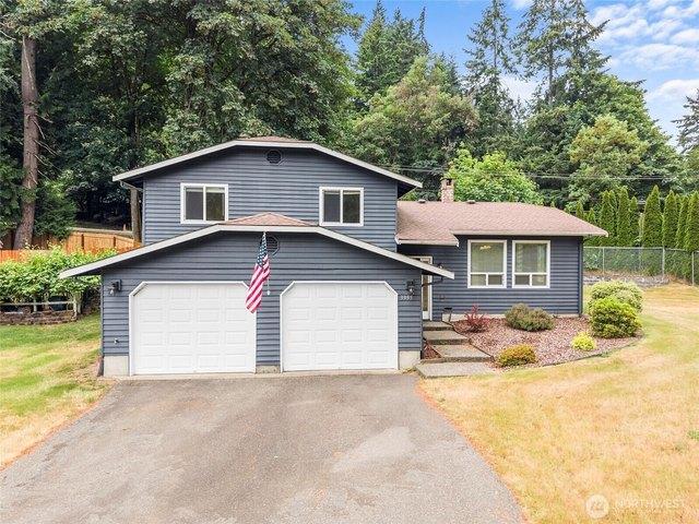 3995 Fischer Park Ave NE, Bremerton, WA 98310