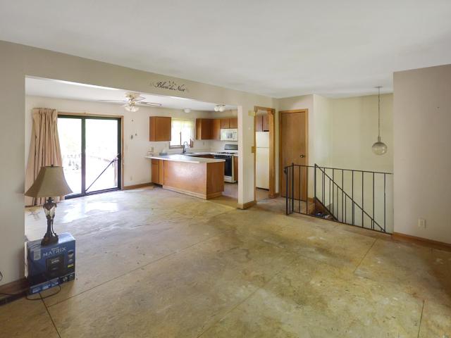 3995 Stockdale Drive