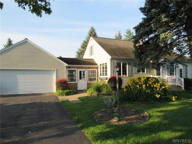 3996 Upper Mountain Rd, Sanborn, NY 14132