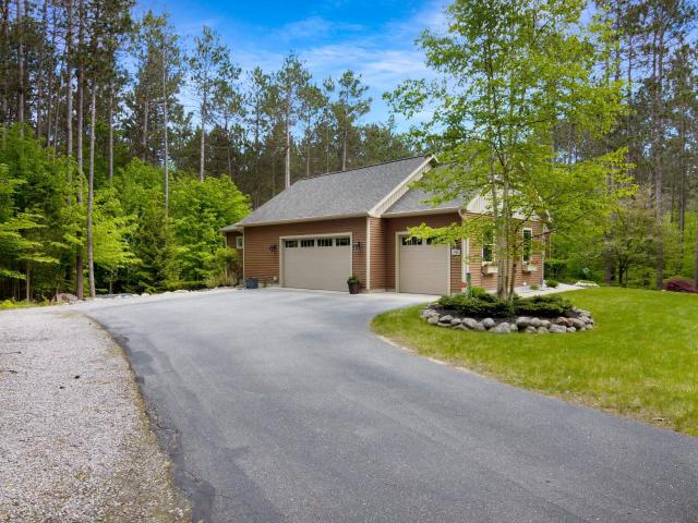 3996 W Timber Lane