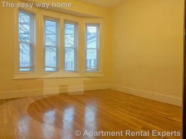 39993354 209 Highland Ave