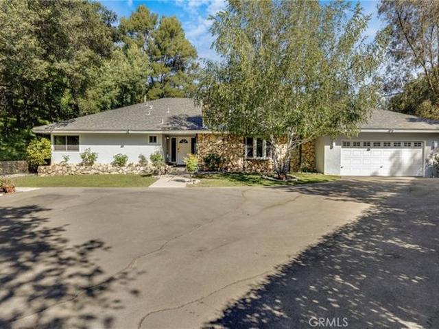 3999 El Lado Dr, La Crescenta, CA 91214