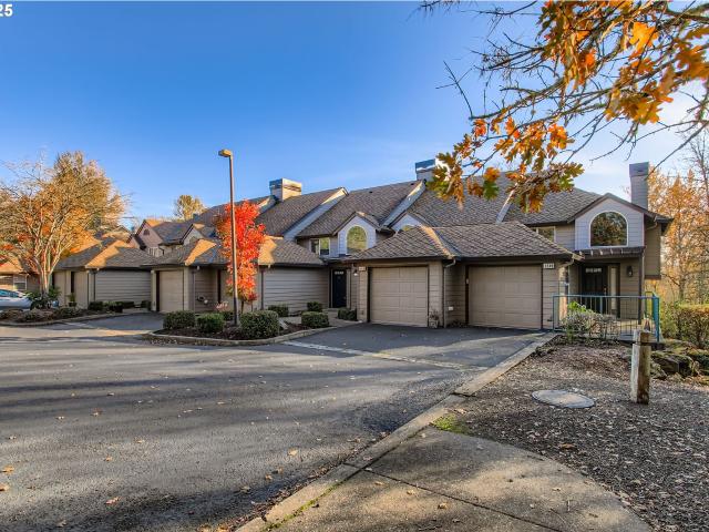 3990 Carman Dr, Lake Oswego, OR 97035 | MLS #698670 | Compass
