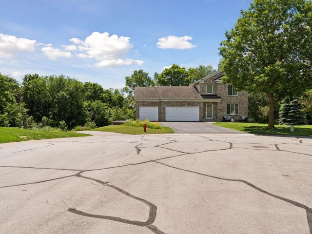 3990 Forest Court
