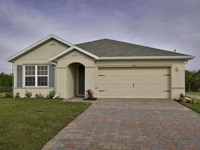 39918883 1733 Northwest 9th Avenue