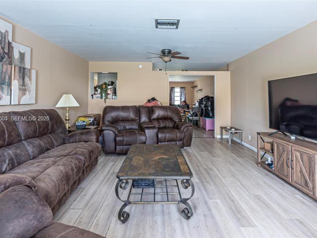 3991 NW 108th Ave, Coral Springs, FL 33065 | MLS #A12054