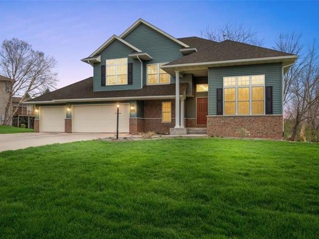 3991 NE Roberts Rdg, Iowa City, IA 52240