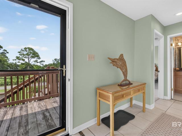 3992 Spinnaker Drive 202