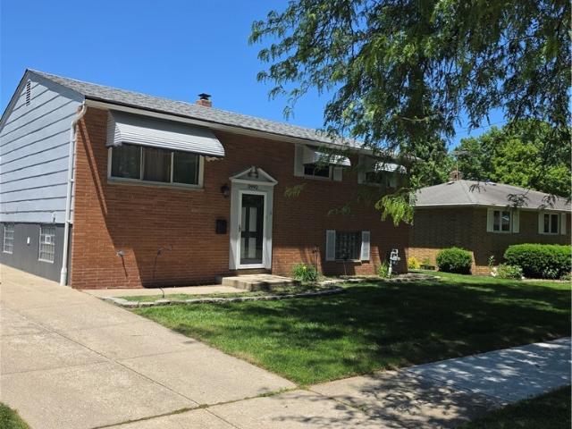 3992 W 176th Street