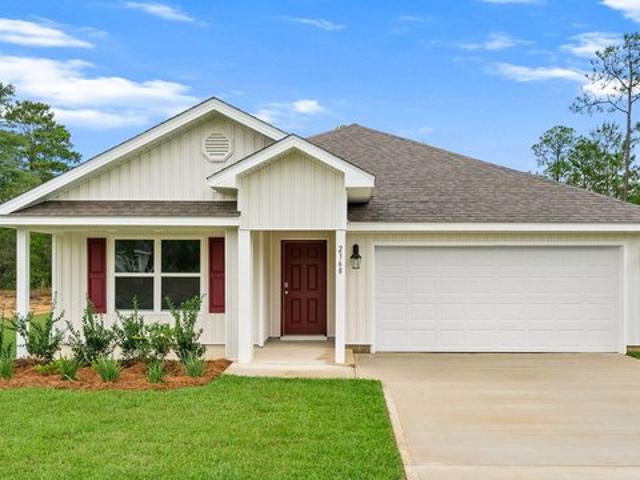 3993 Oxford Dr, Chipley, FL 32428