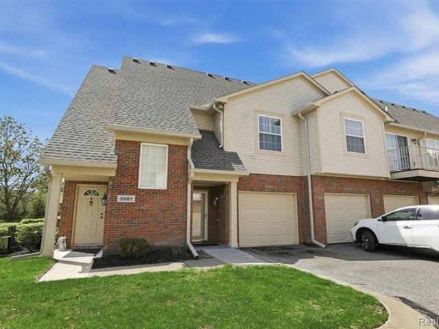 3993 Cornerstone Dr, Canton, MI 48188