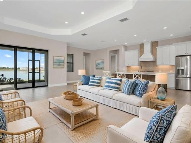 3993 Perseus St, Naples, FL 34120