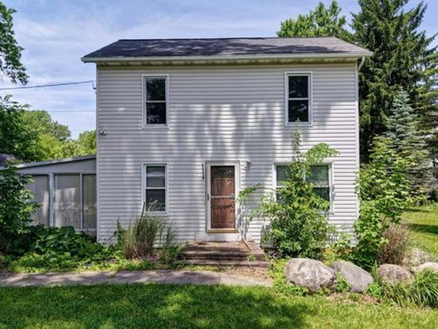 3993 Wadsworth Rd, Norton, OH 44203