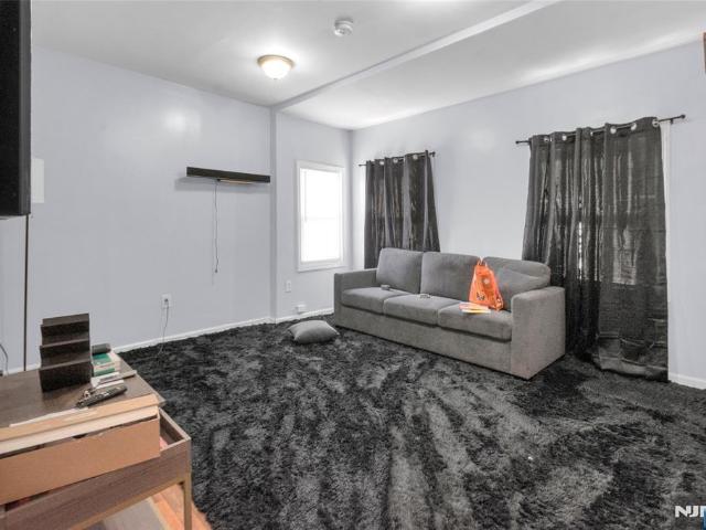 399 8th Street