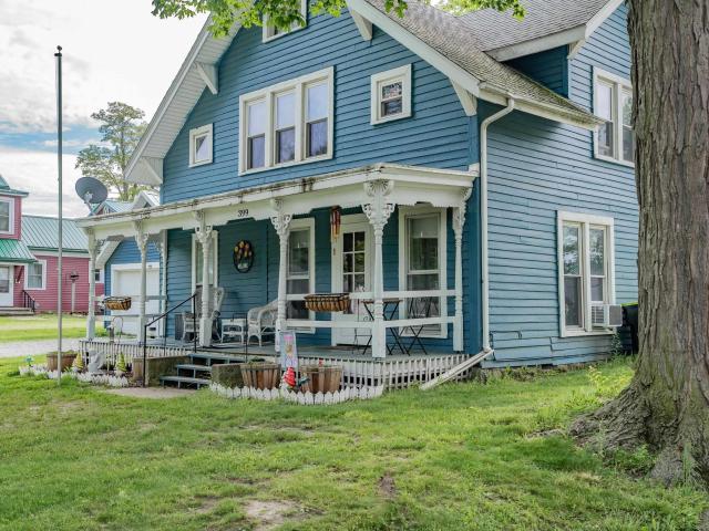 399 Commercial Street