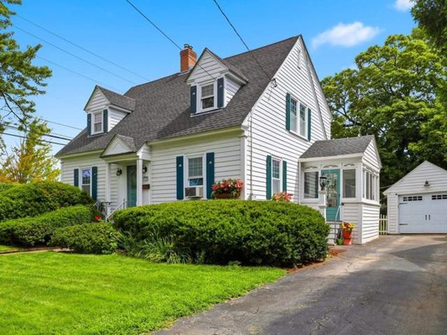399 Ash St, Manchester, NH 03104