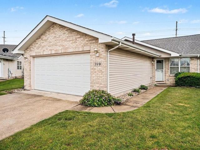399 Golden Oak Ct, Crown Point, IN 46307
