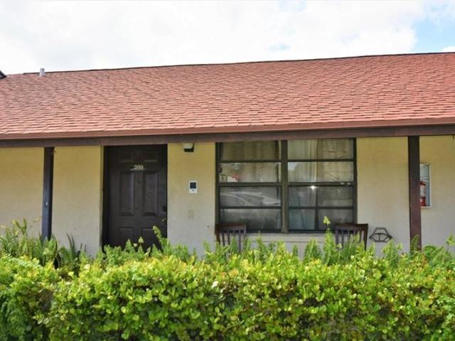 399 Glenwood Dr, West Palm Beach, FL 33415