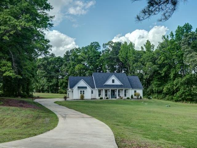 399 Dunn St, Molena, GA 30258