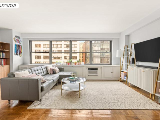 399 East 72nd Street, New York, NY